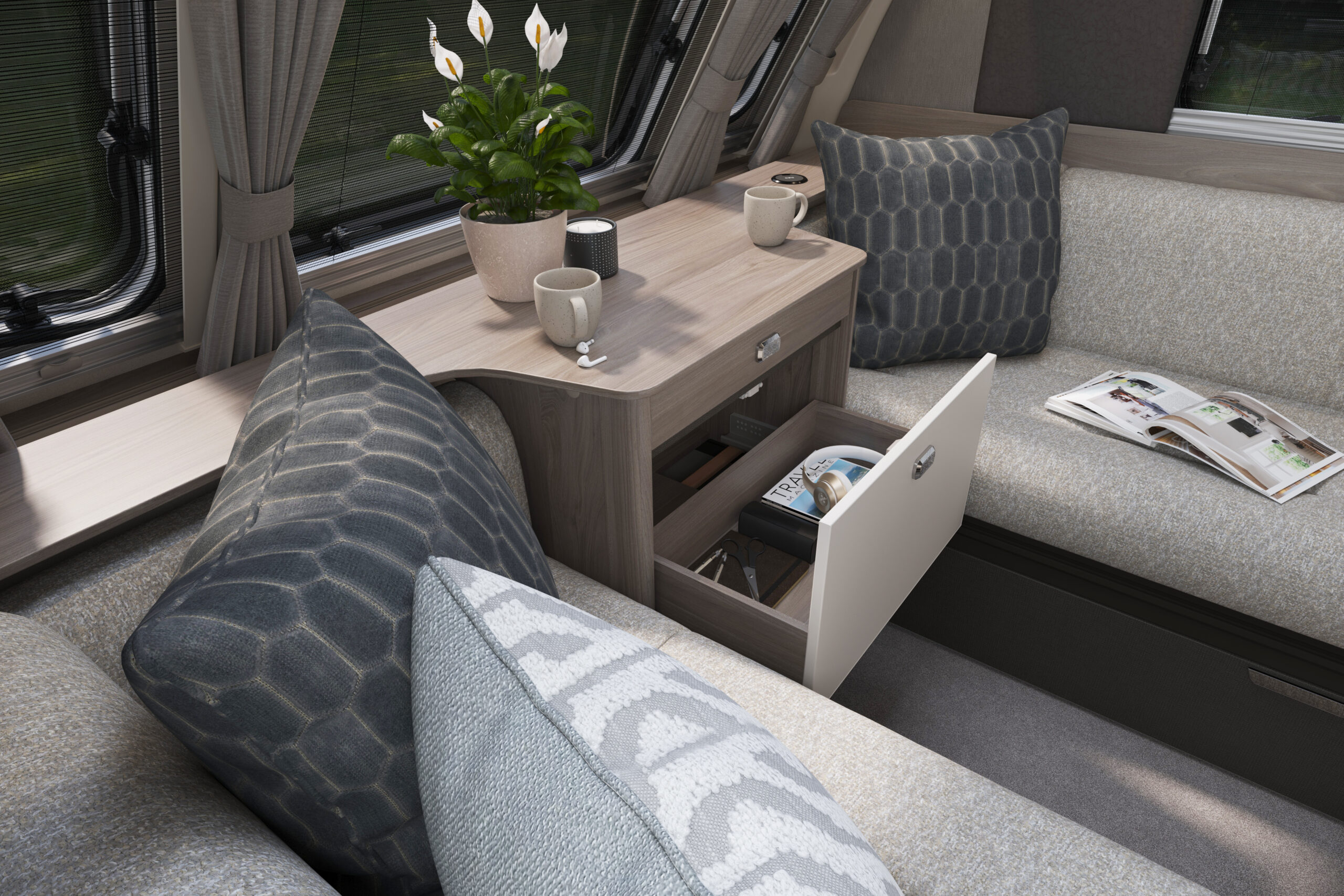 Swift Conqueror 580- 2026 Caravan - Golden Castle