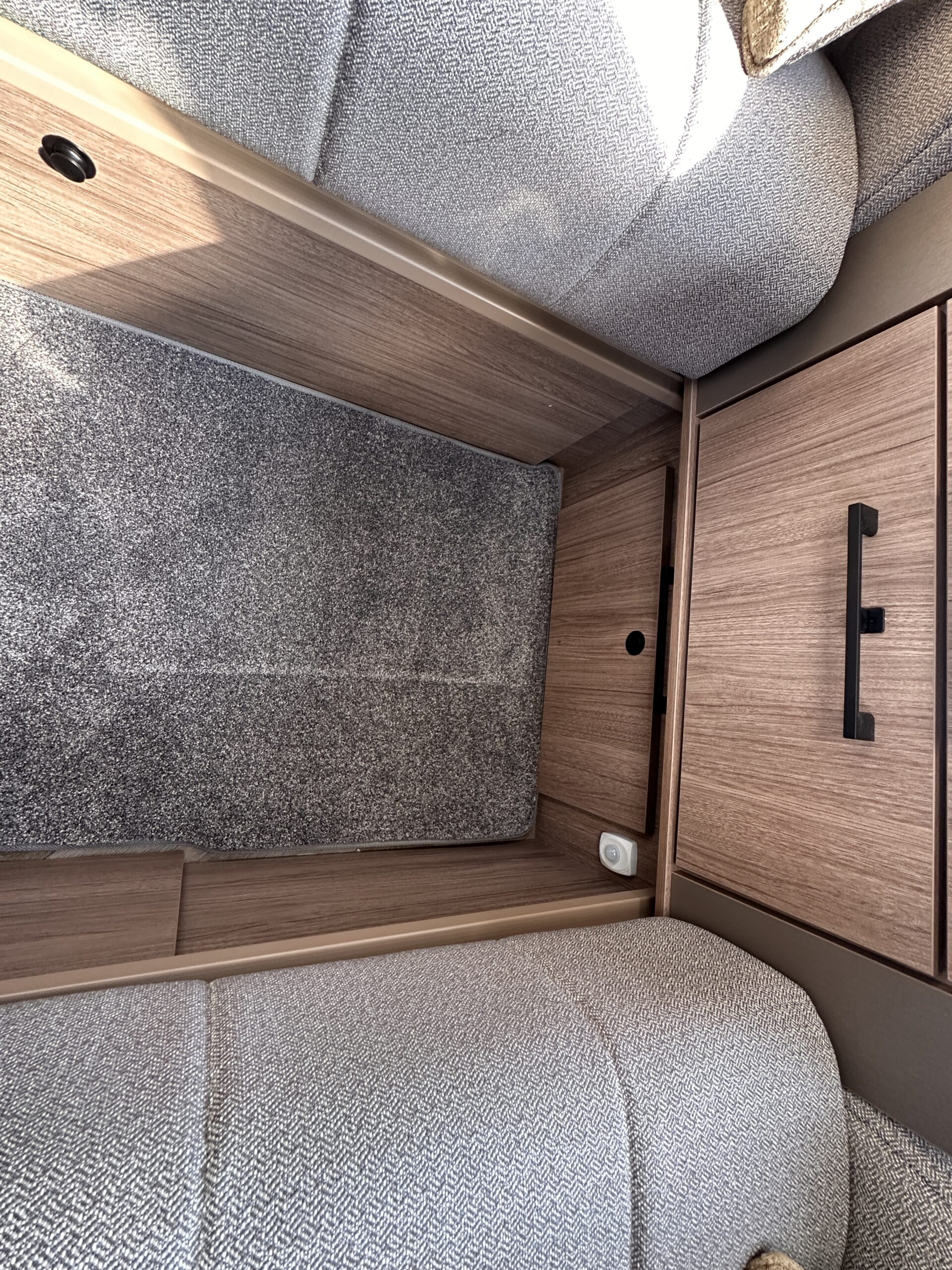Coachman Acadia 545- 2026 Caravan - Golden Castle