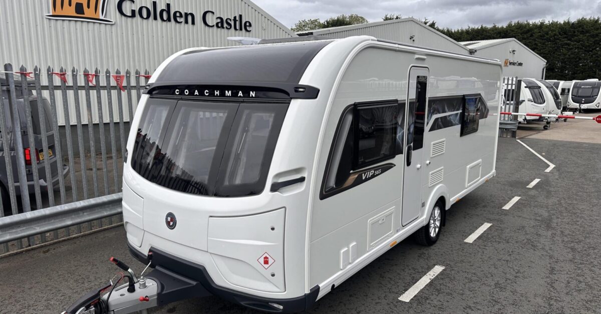 Coachman VIP 565– 2026 Caravan - Golden Castle
